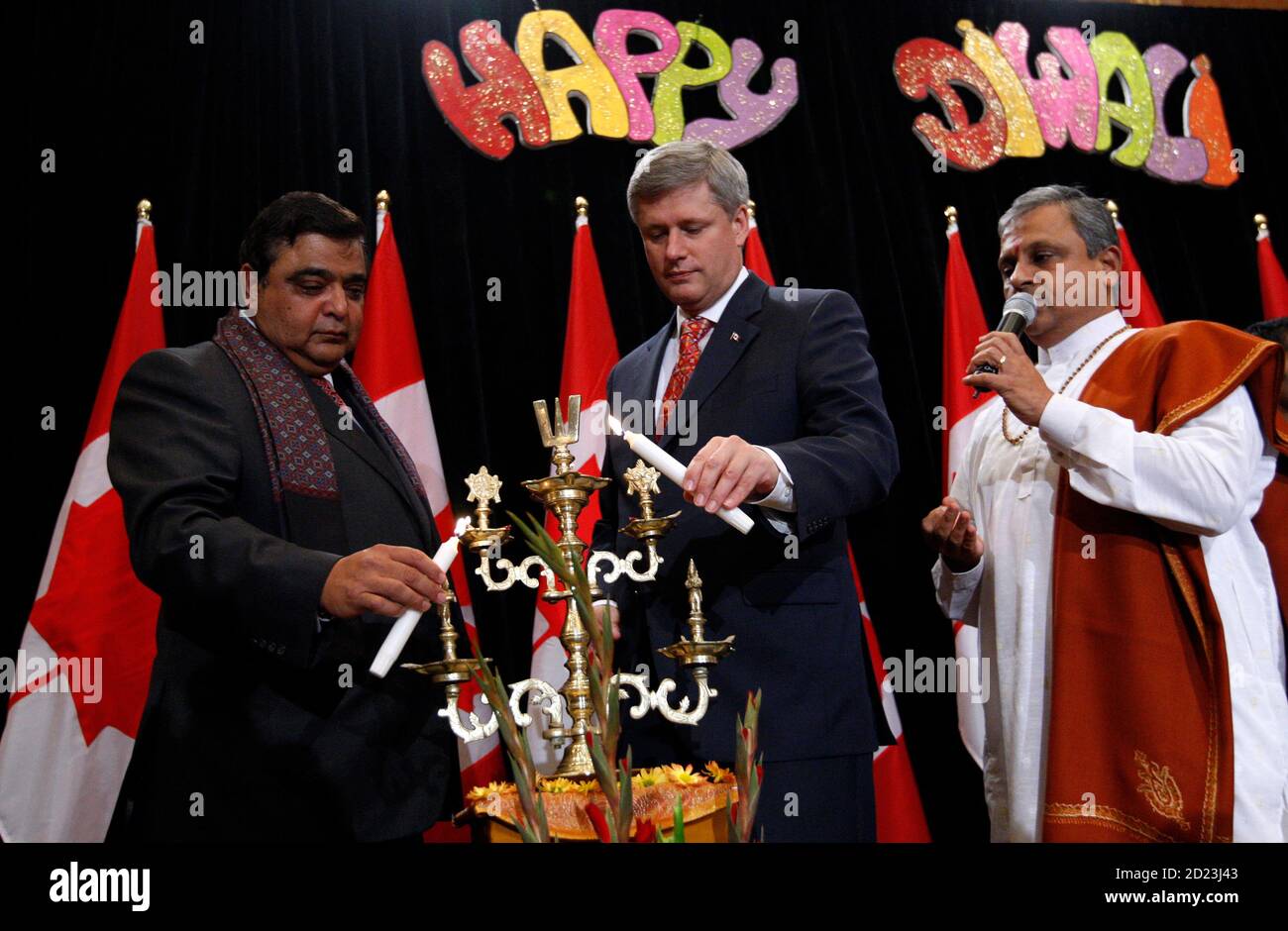 Diwali deepak lights hi-res stock photography and images - Alamy