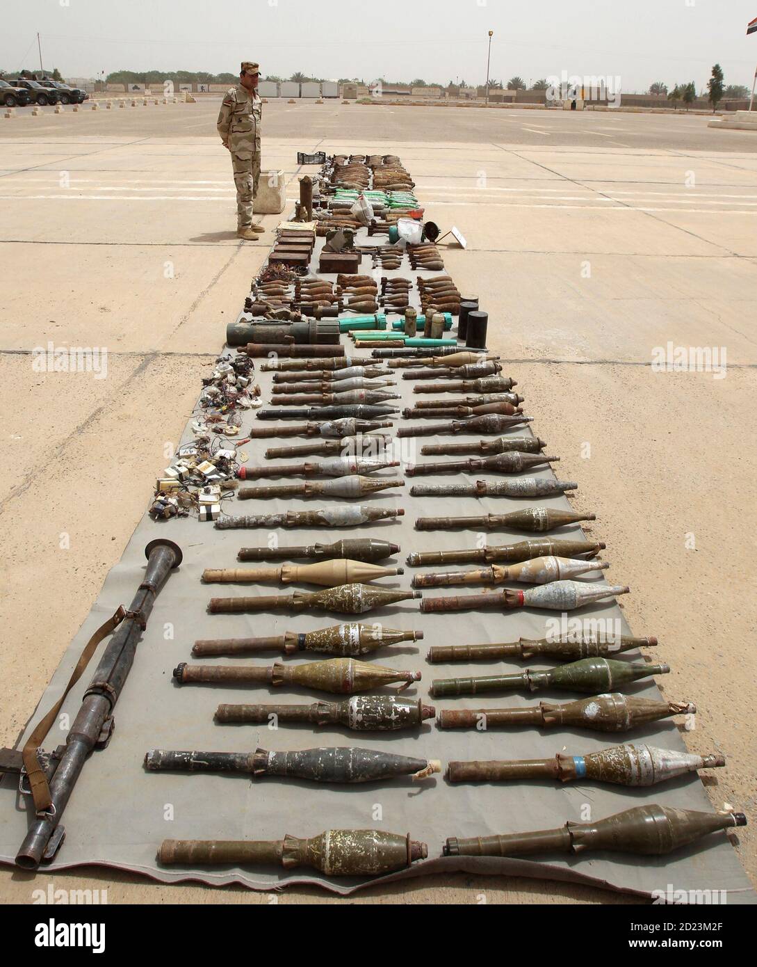 An iraqi army general hi-res stock photography and images - Alamy