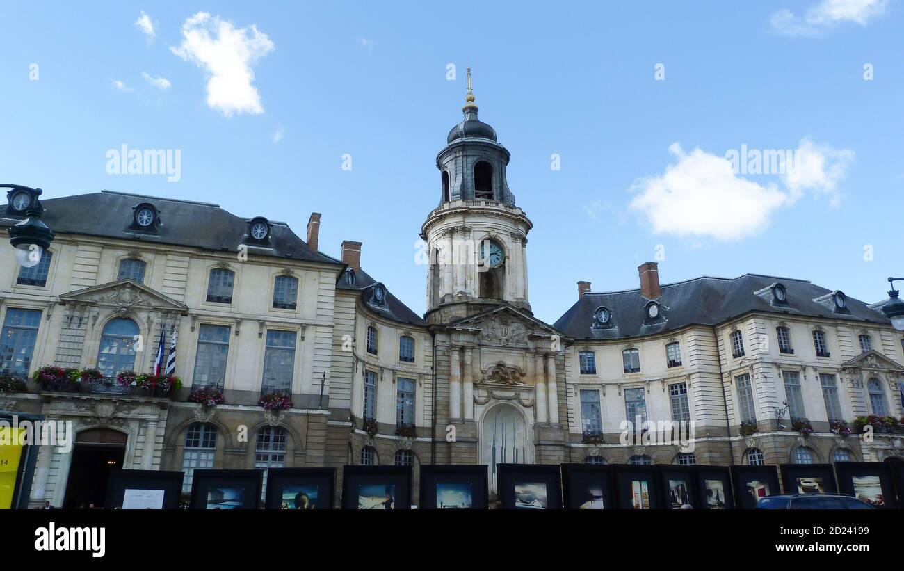 Hotel architecture in rennes hi-res stock photography and images - Alamy