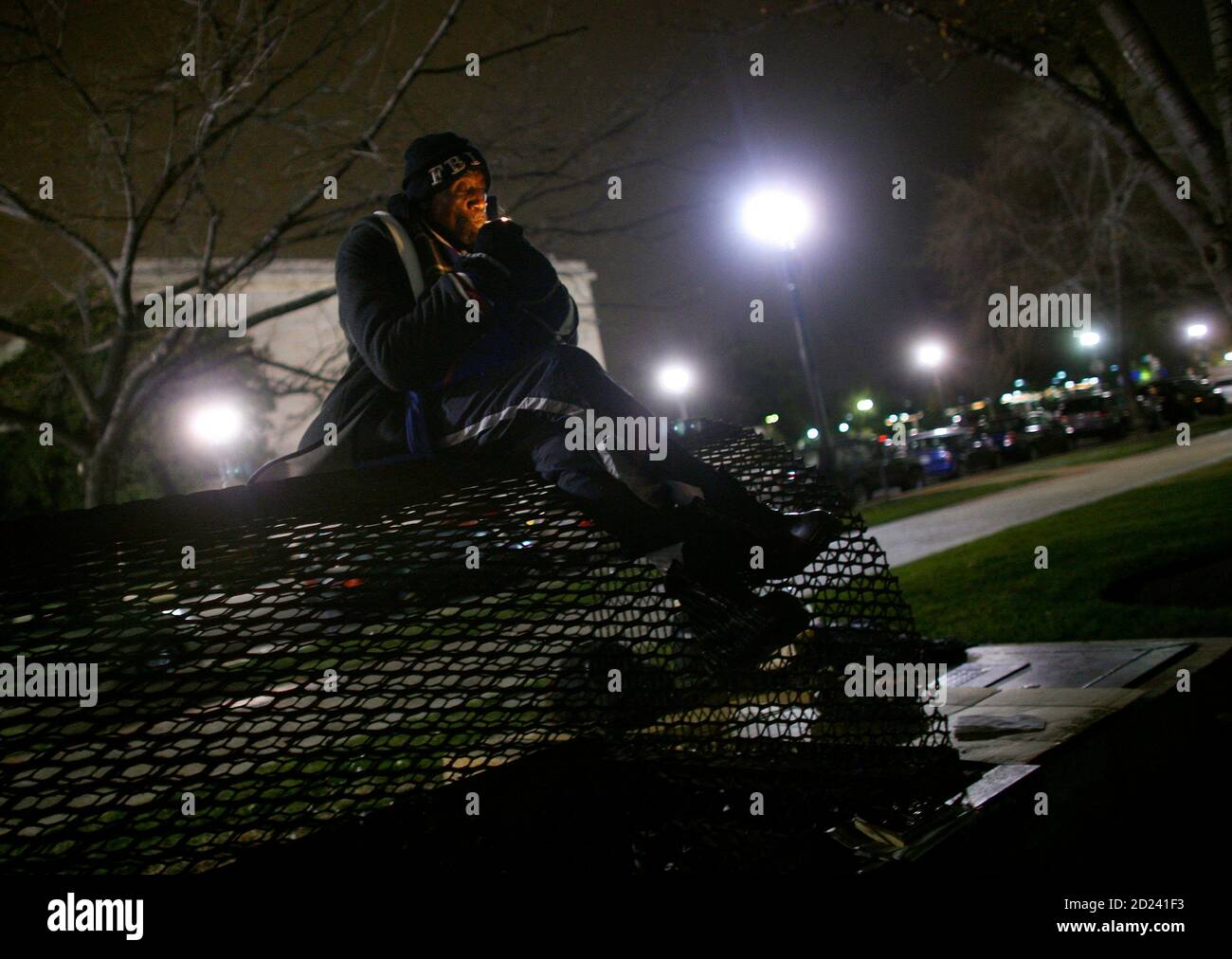 Homeless during 2008 hi-res stock photography and images - Alamy