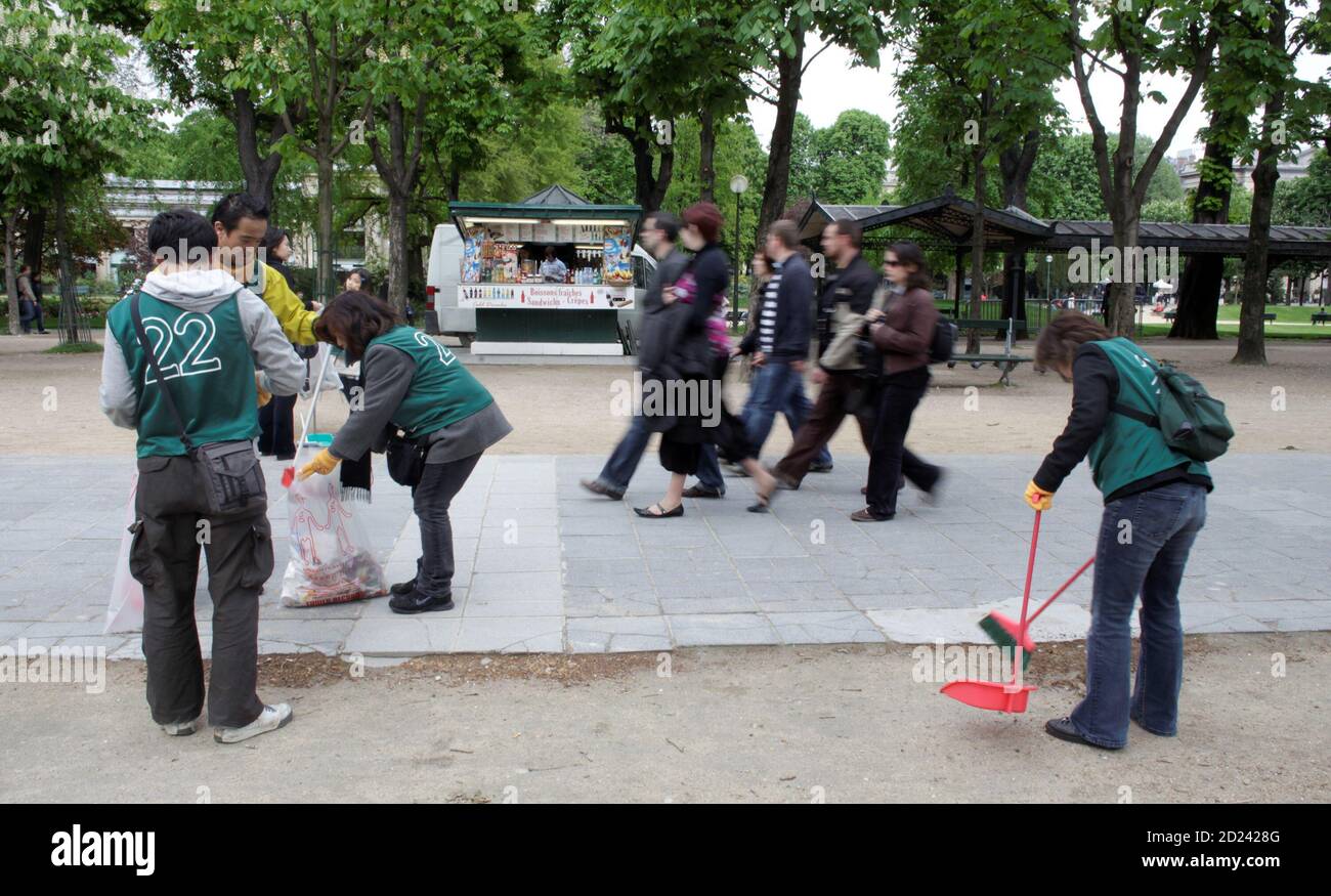 Clean cities campaign hi-res stock photography and images - Alamy