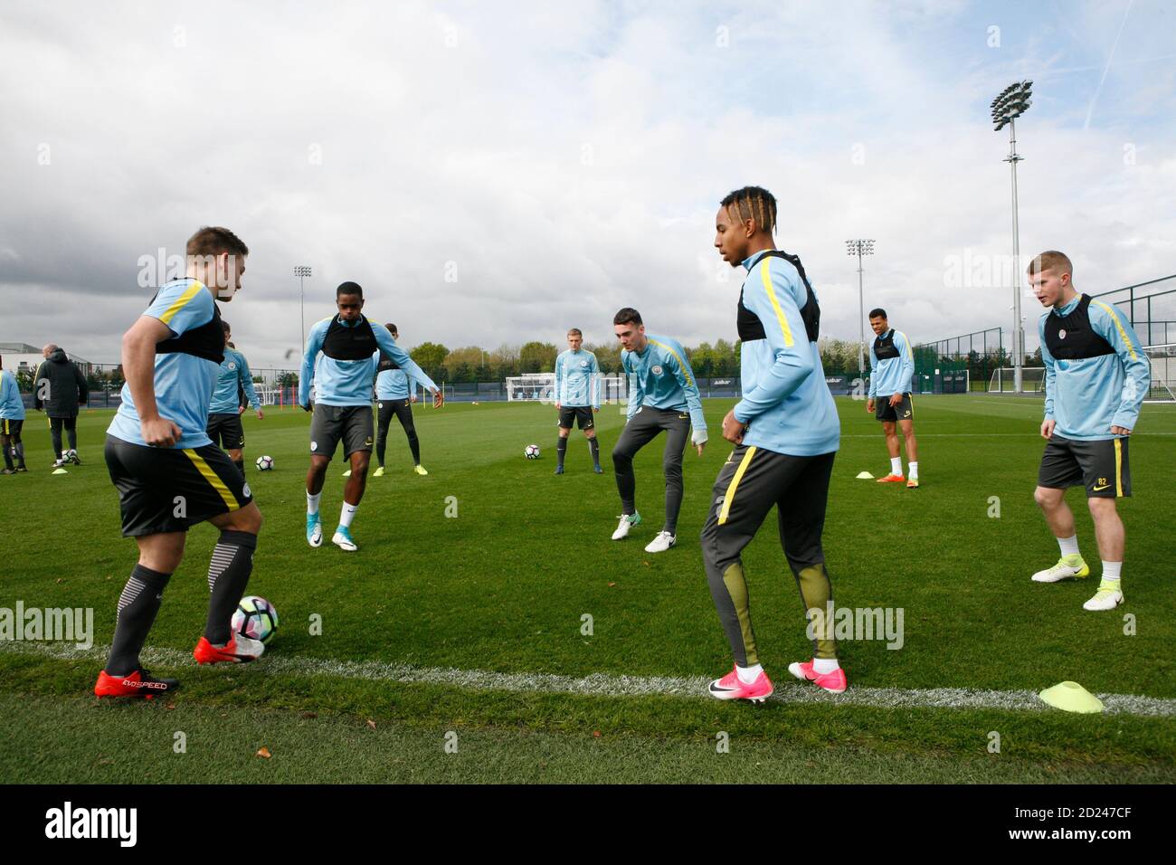 MCFC Academy MCFC u18 training Stock Photo - Alamy