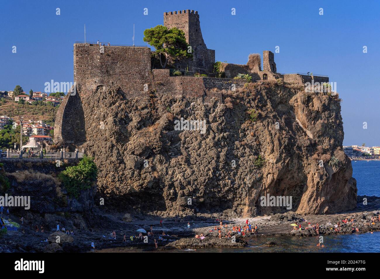 Medieval castle on volcanic crag hi-res stock photography and images ...