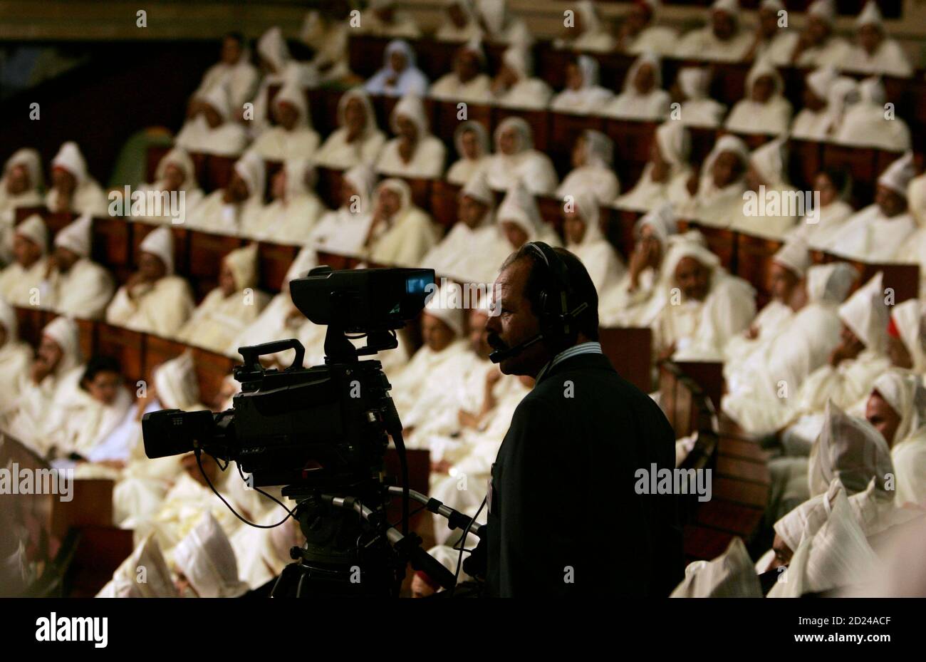 Camara vi hi-res stock photography and images - Alamy