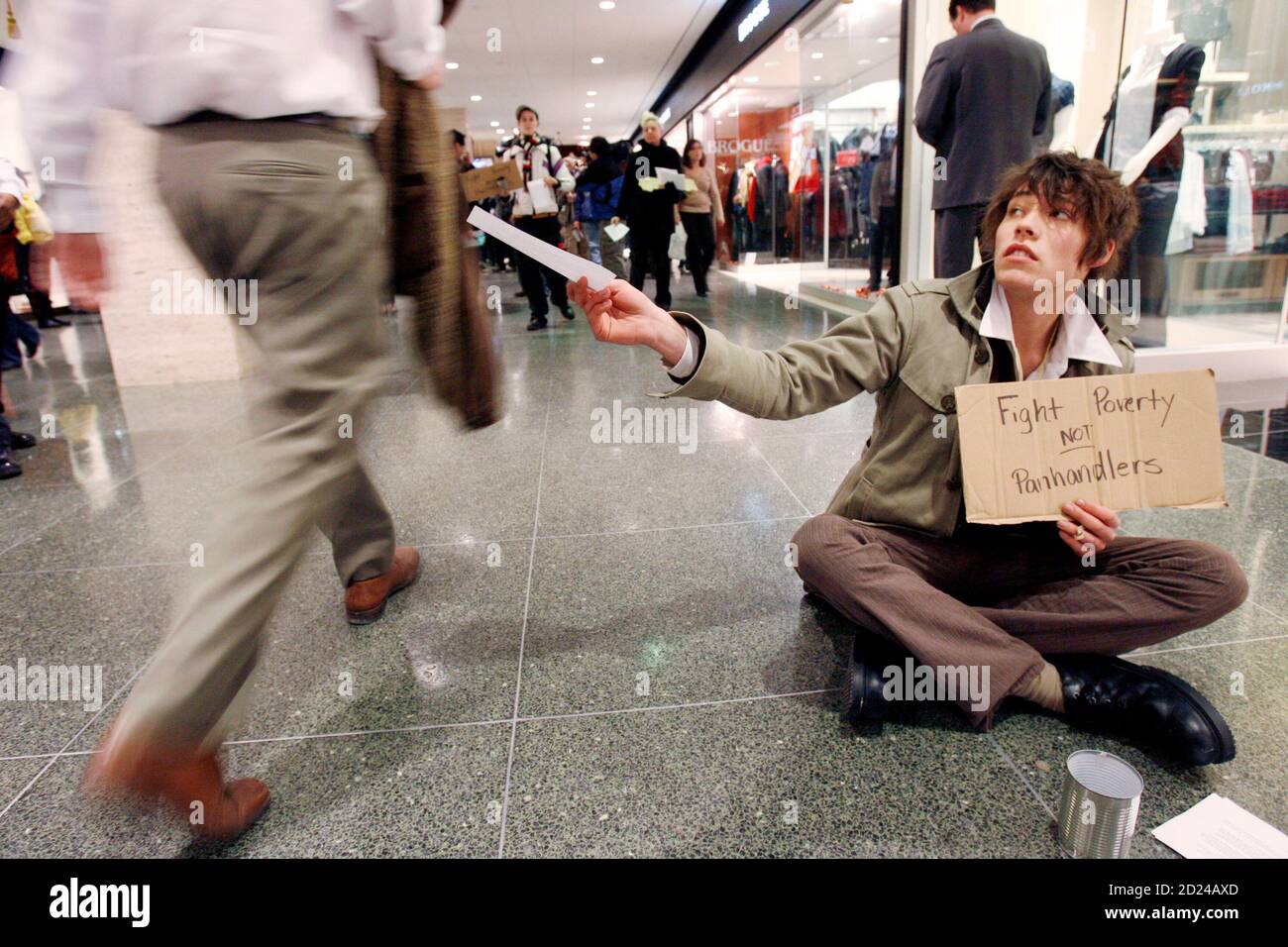Homelessness canada hi-res stock photography and images - Alamy