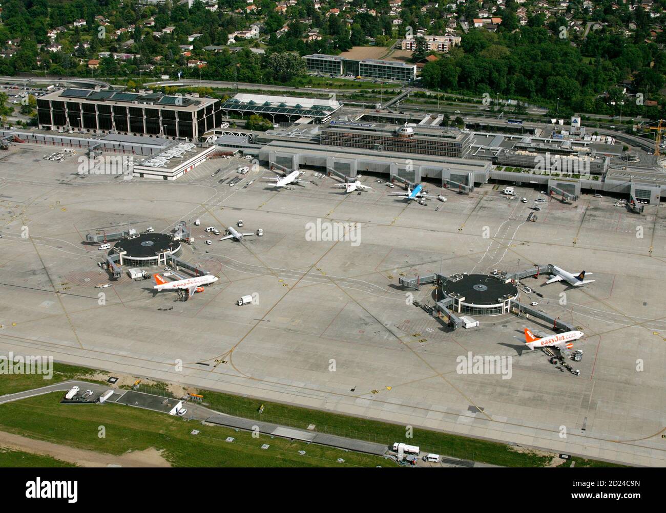 Aerial view geneva airport hi-res stock photography and images - Alamy
