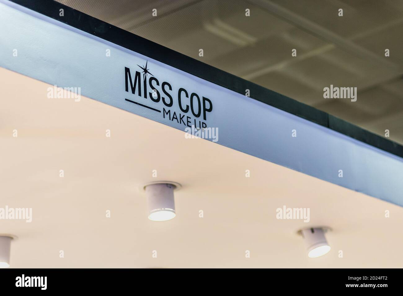 Miss cop hi-res stock photography and images - Alamy