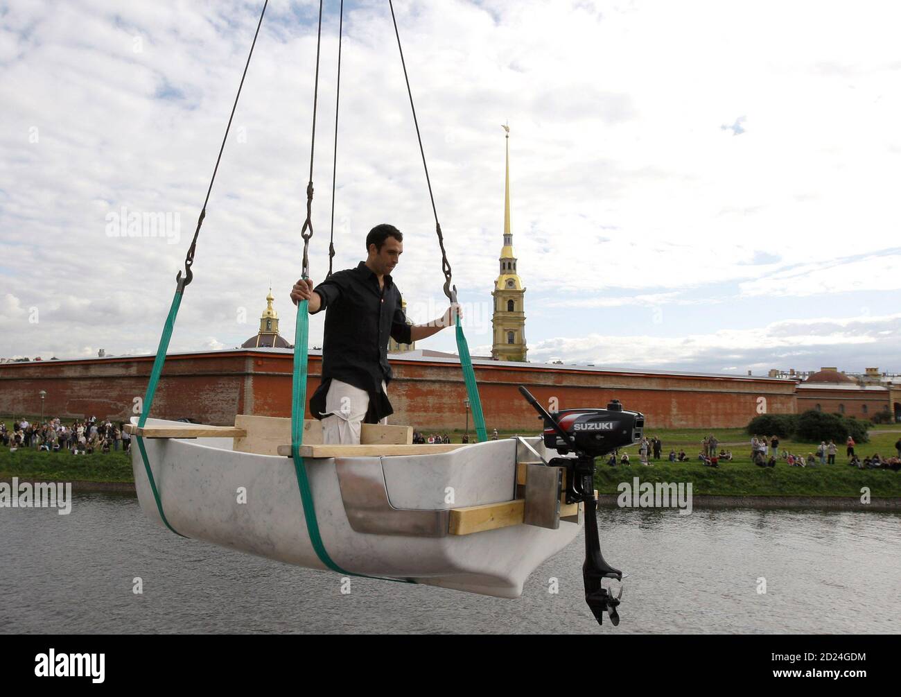 Fabio viale sculptor hi-res stock photography and images - Alamy