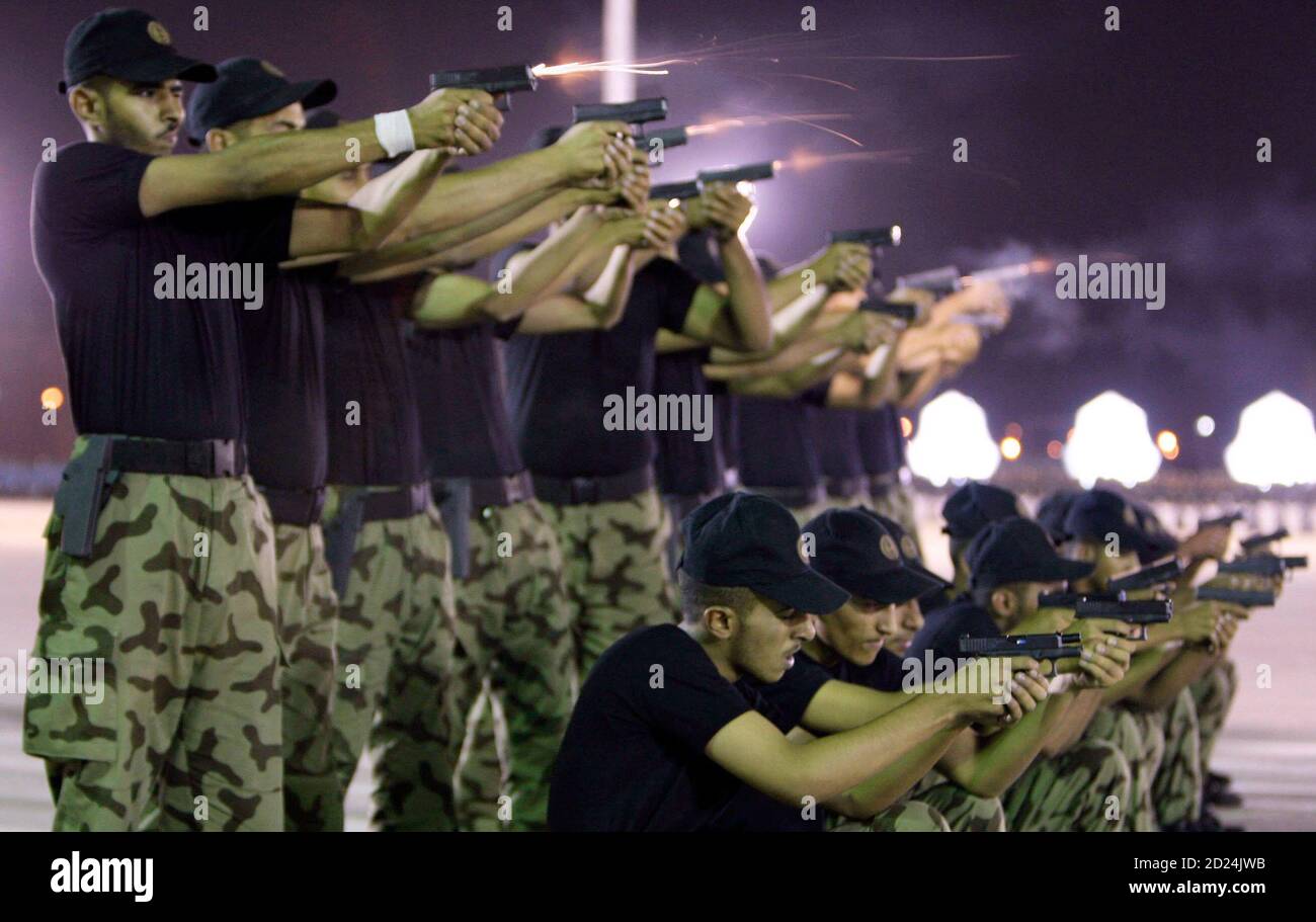 Saudi graduation ceremony hi-res stock photography and images - Alamy