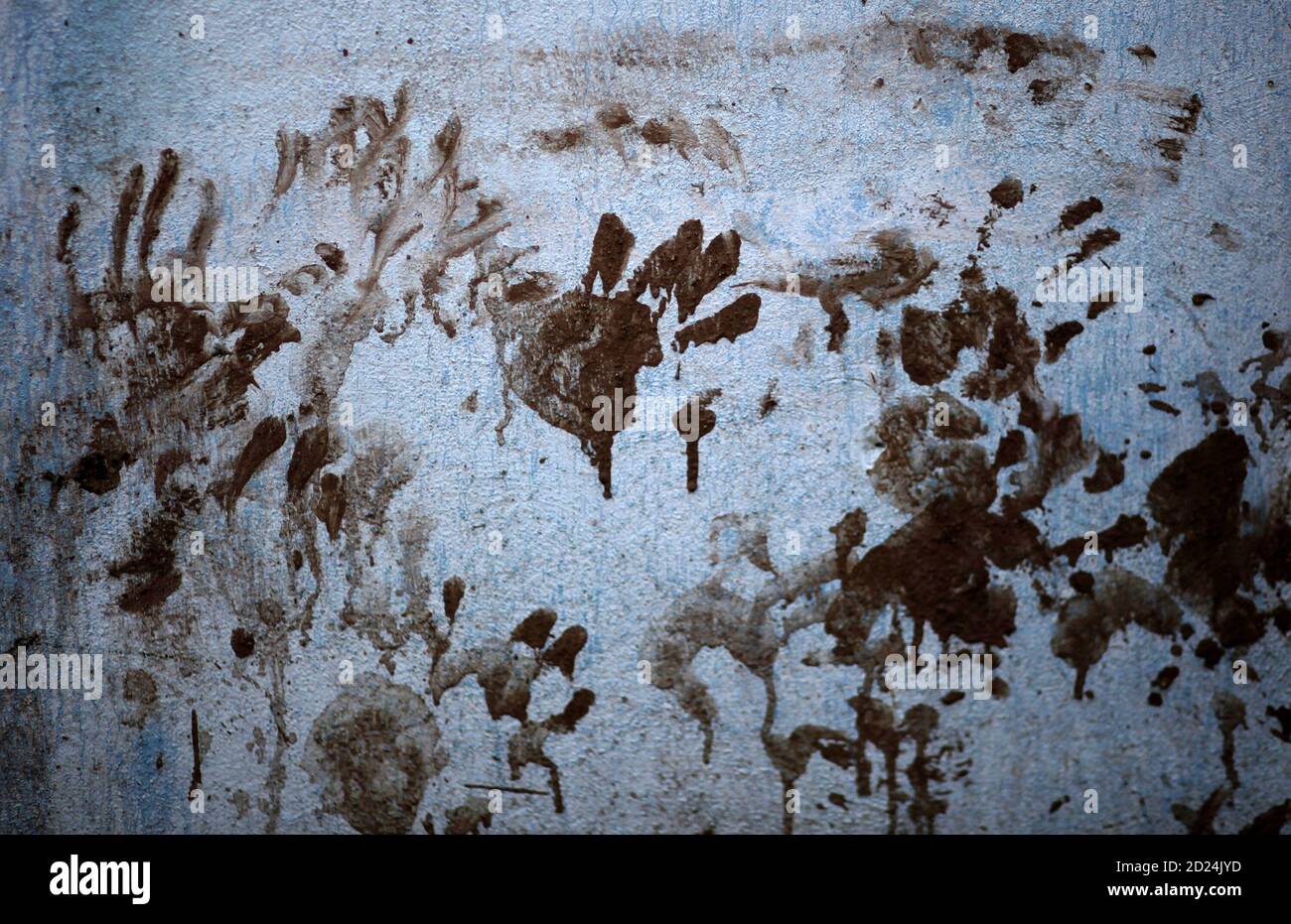 Muddy hand prints hi-res stock photography and images - Alamy
