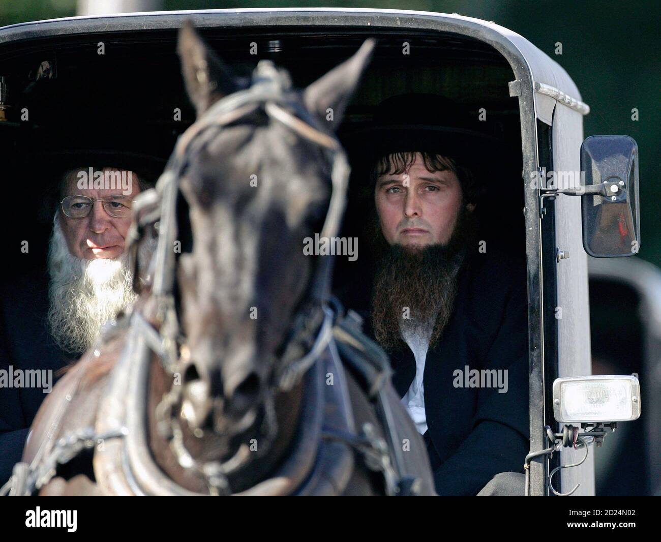 Amish funeral procession hi-res stock photography and images - Alamy