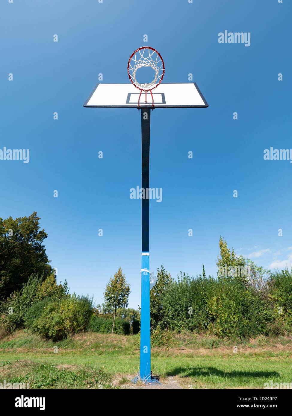 Outdoor basketball court at city park,urban street basket Stock Photo ...
