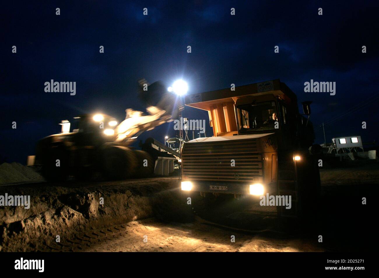 Steel slag truck hi-res stock photography and images - Alamy