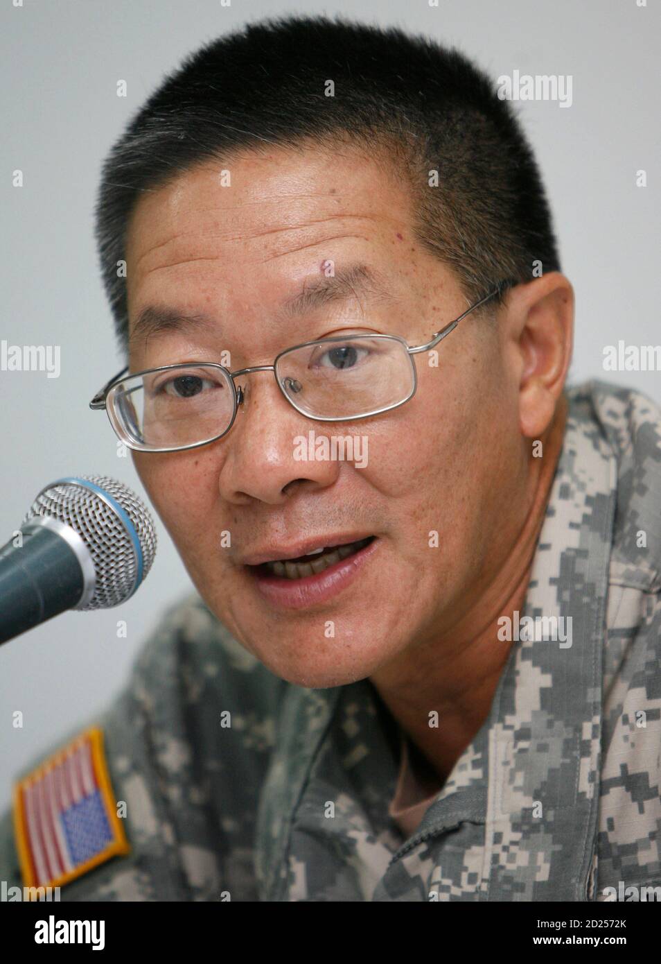 Borders tom hi-res stock photography and images - Alamy