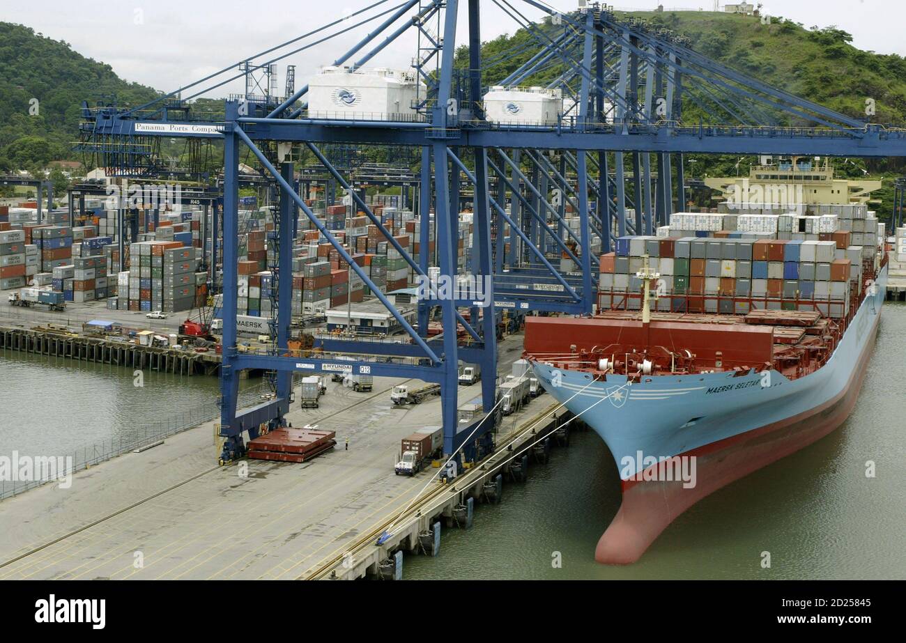 Standard locks hi-res stock photography and images - Alamy