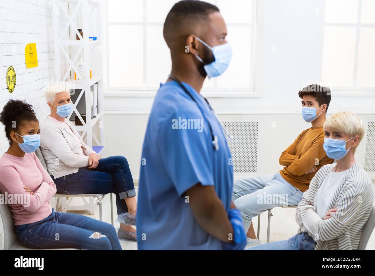 Doctor appointment waiting hi-res stock photography and images - Alamy