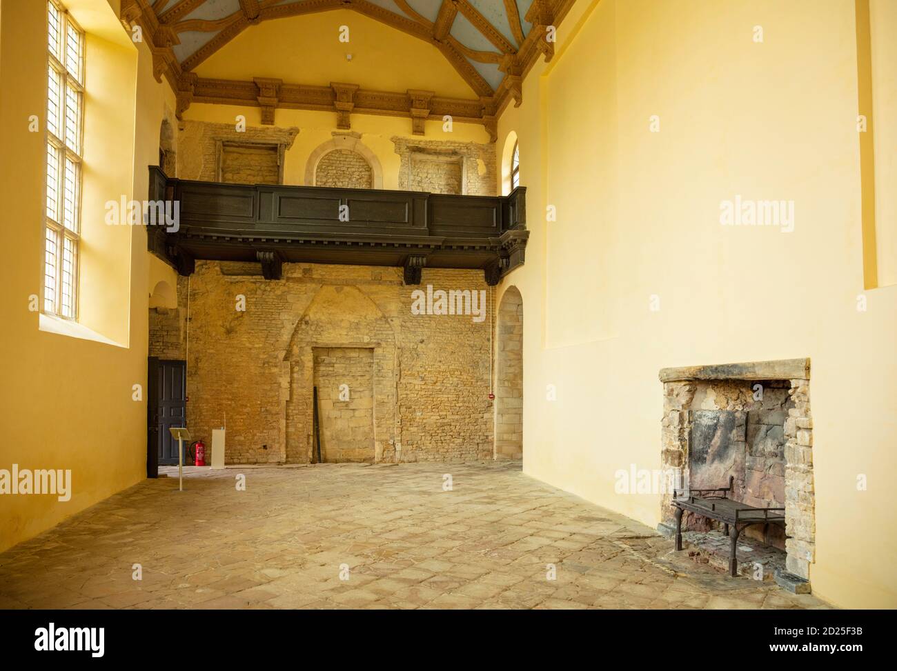 Elizabethan house interior hi-res stock photography and images - Alamy