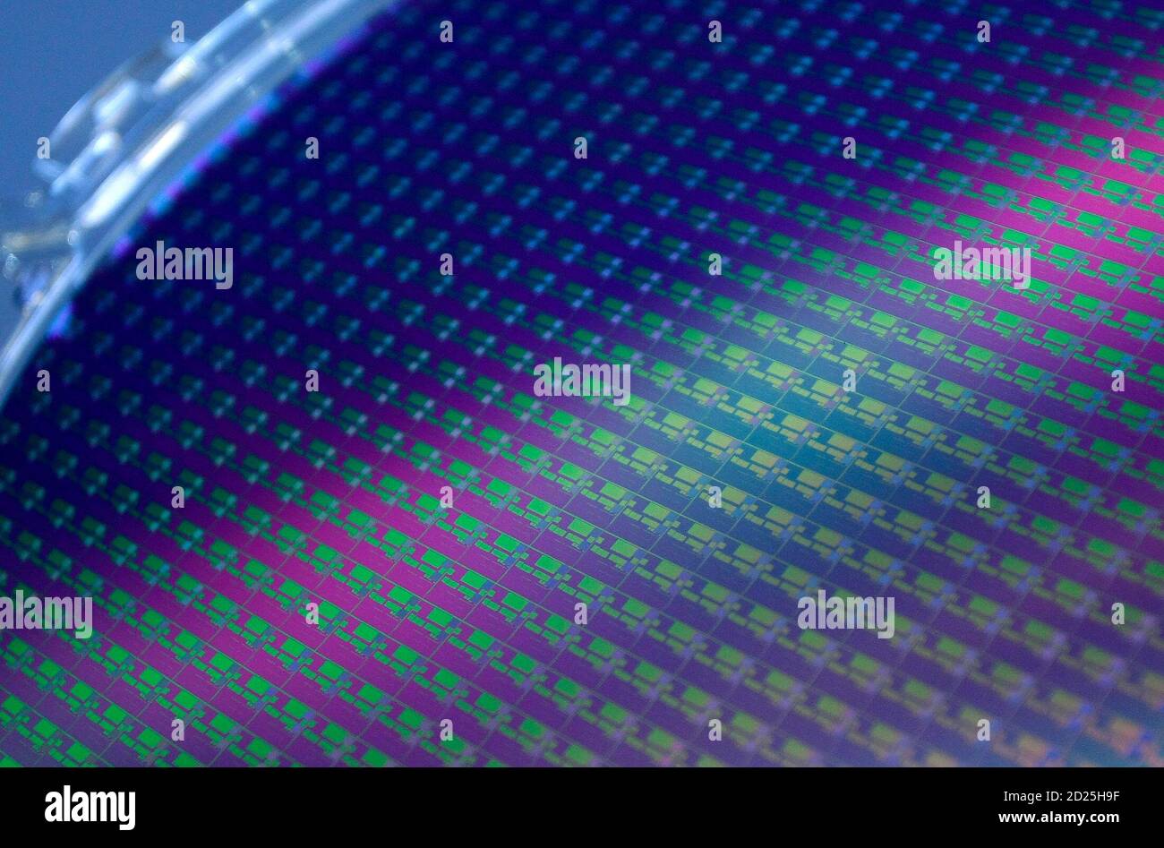 Tsmc semiconductor chip hi-res stock photography and images - Alamy