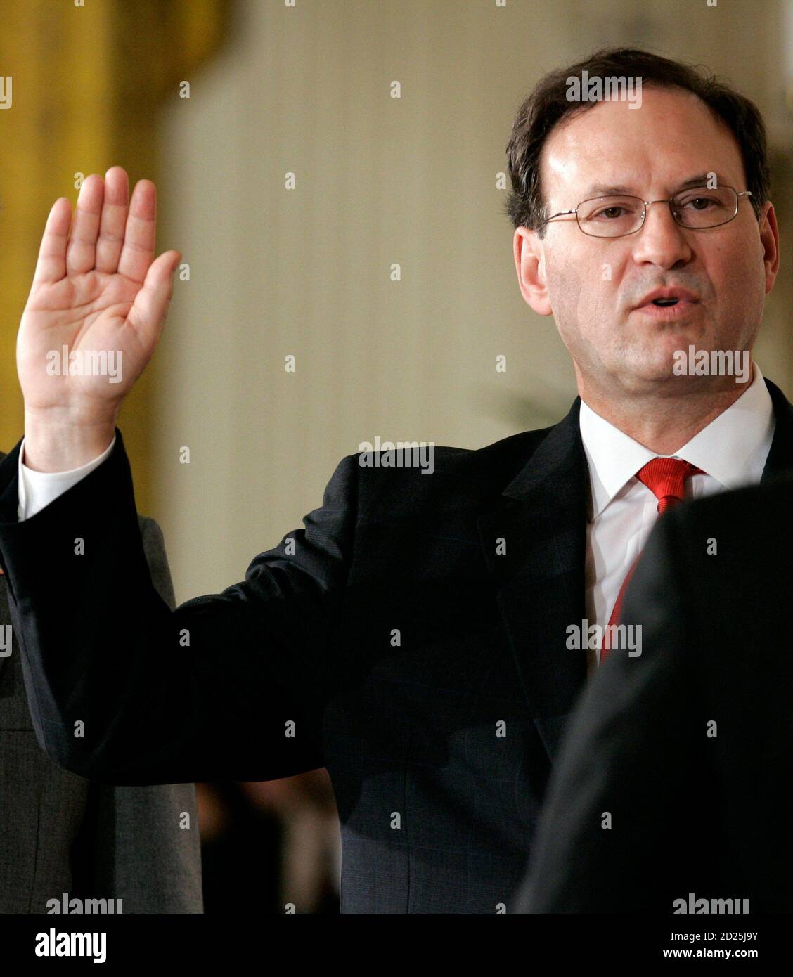 Samuel alito 2006 hi-res stock photography and images - Alamy