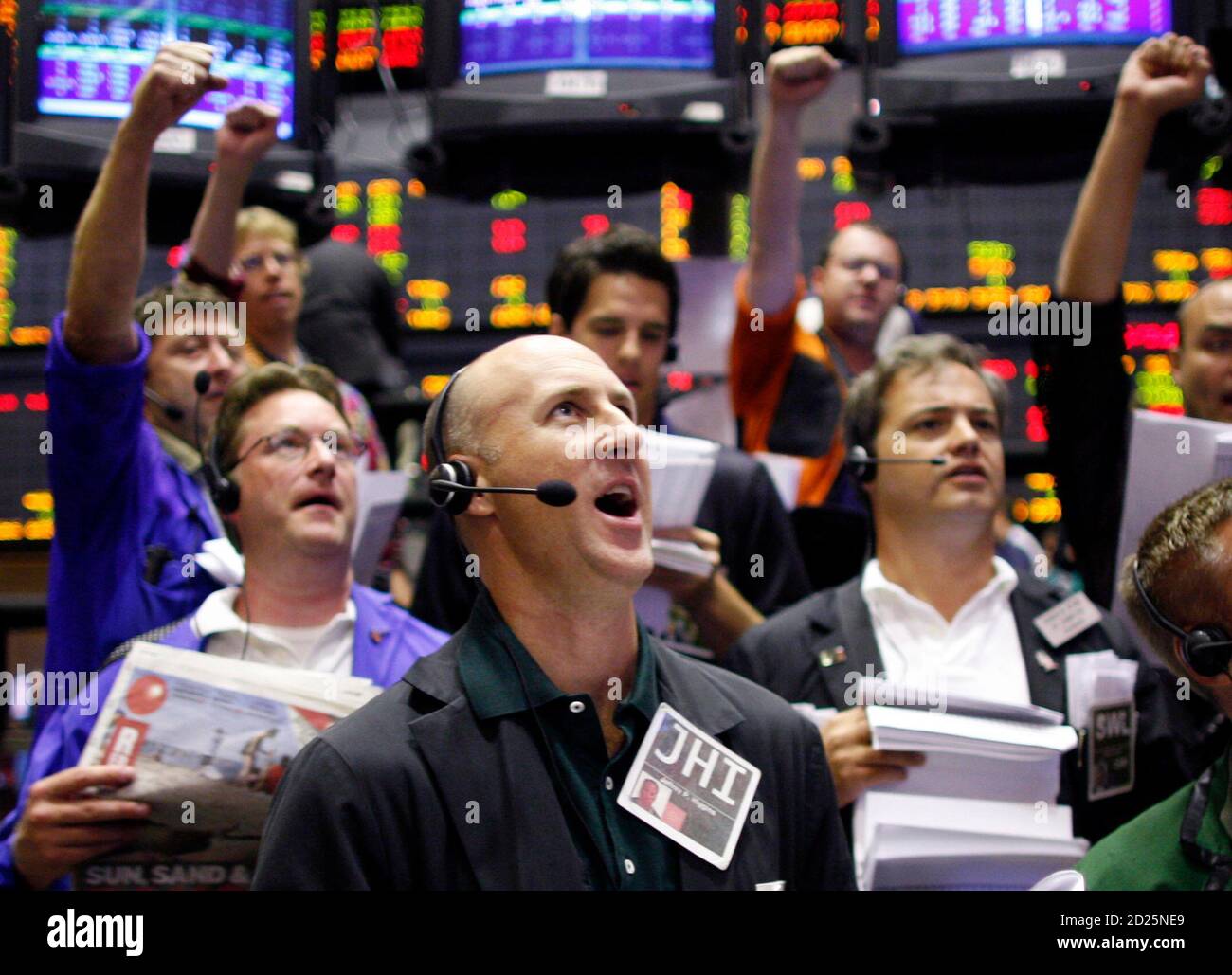 Cme trading floor hi-res stock photography and images - Alamy