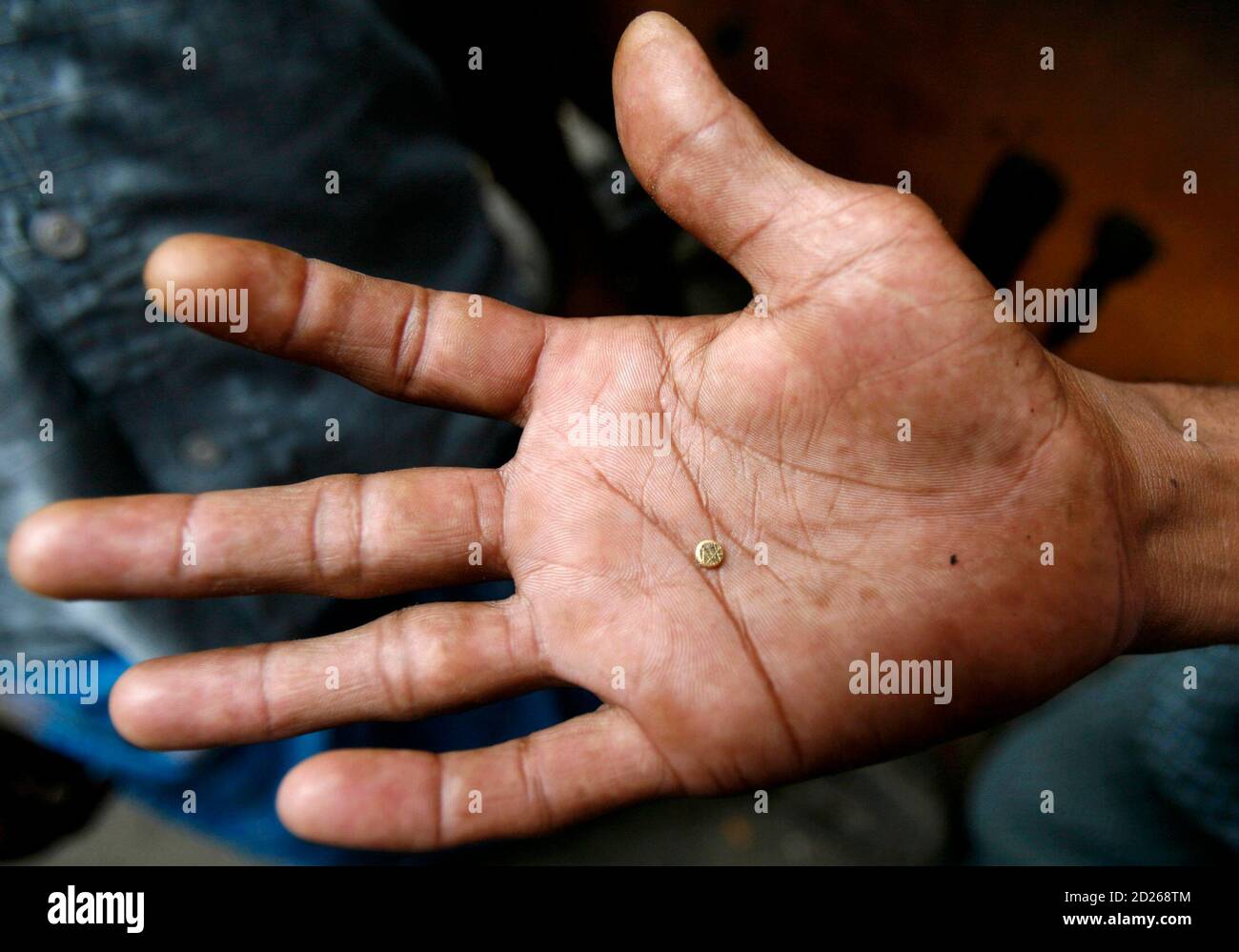 Dust collector hi-res stock photography and images - Alamy