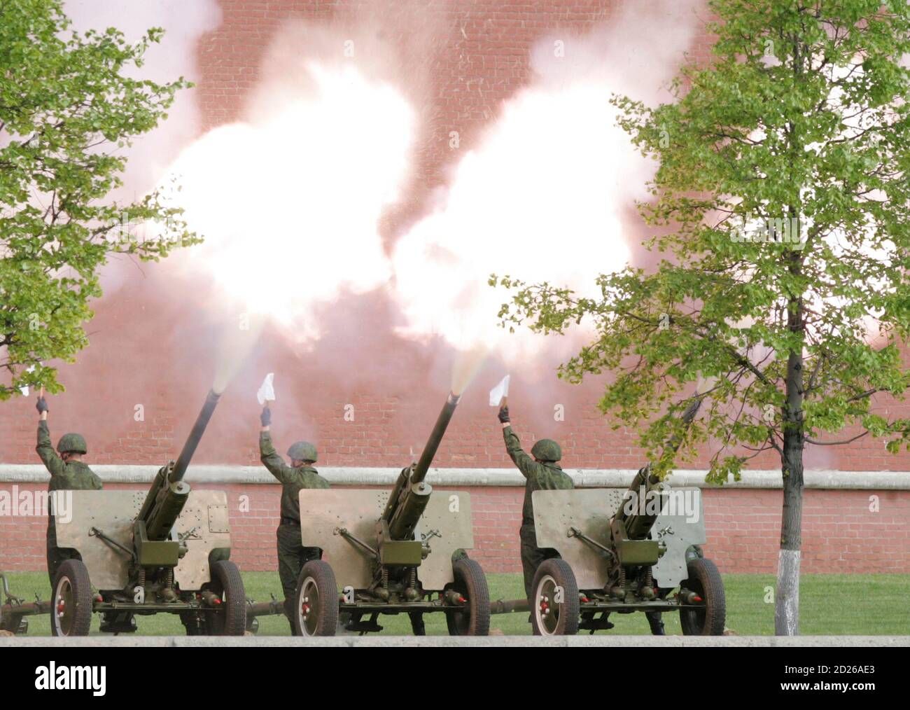 Nazi Salute Soldiers High Resolution Stock Photography and Images - Alamy