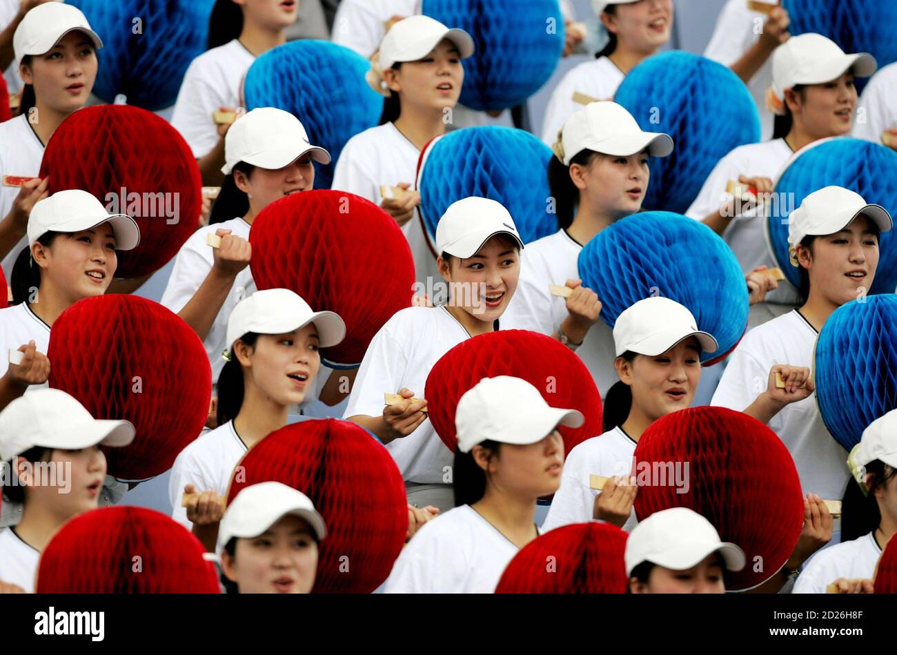 Asian athletics 2005 hi-res stock photography and images - Alamy