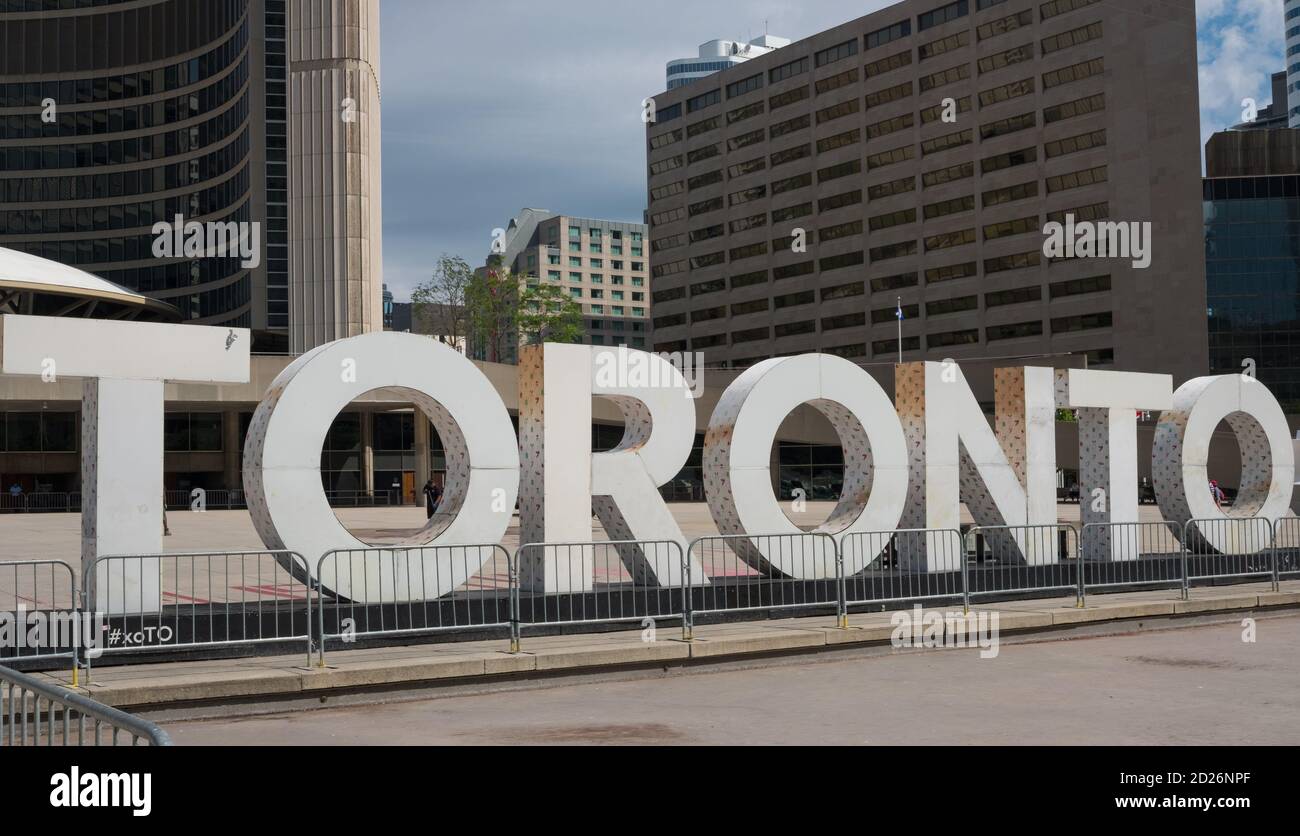 3D Toronto Sign, Nathan Phillips Square, Toronto, Canada Stock Photo ...