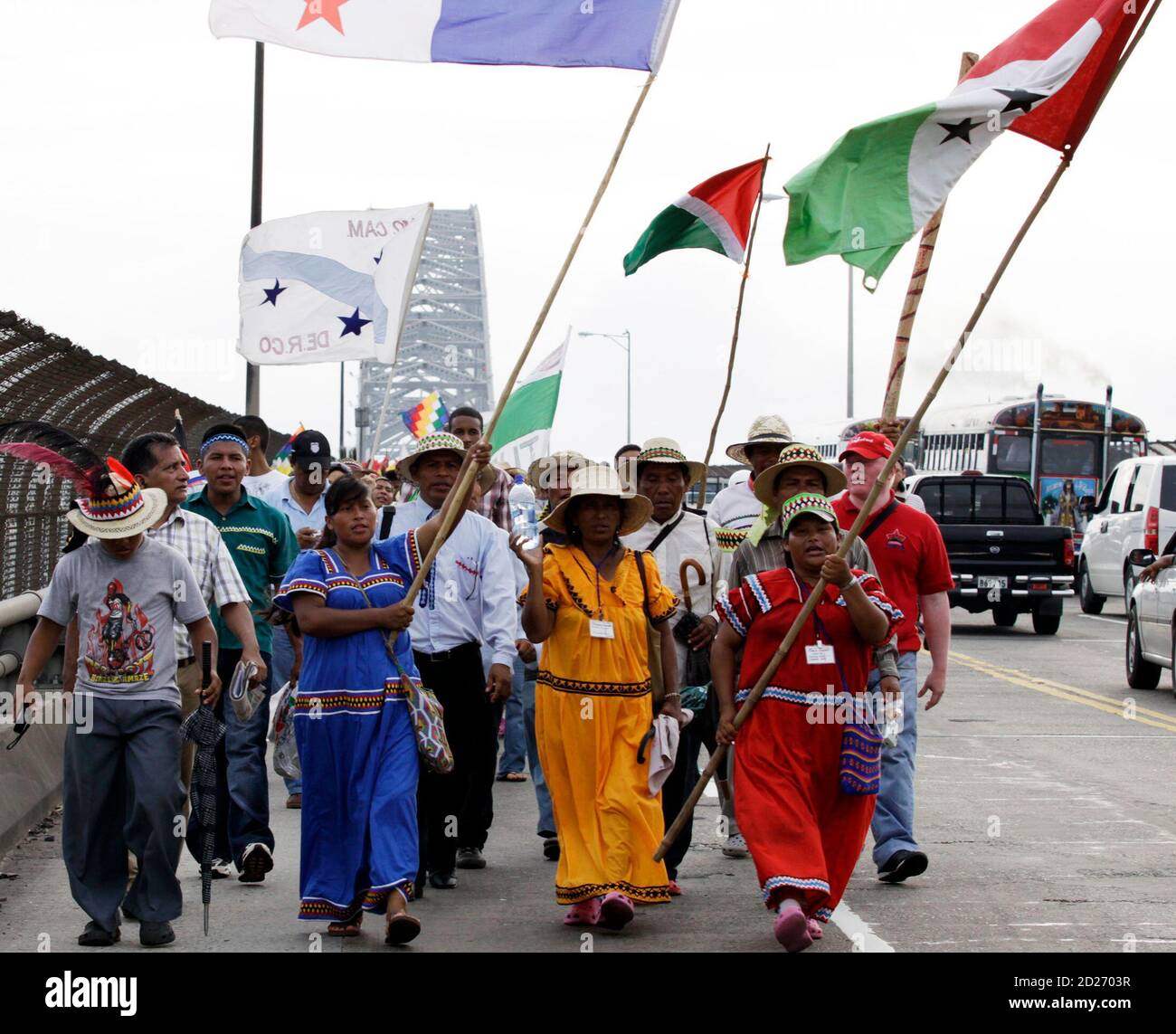 Panama tribes hi-res stock photography and images - Alamy