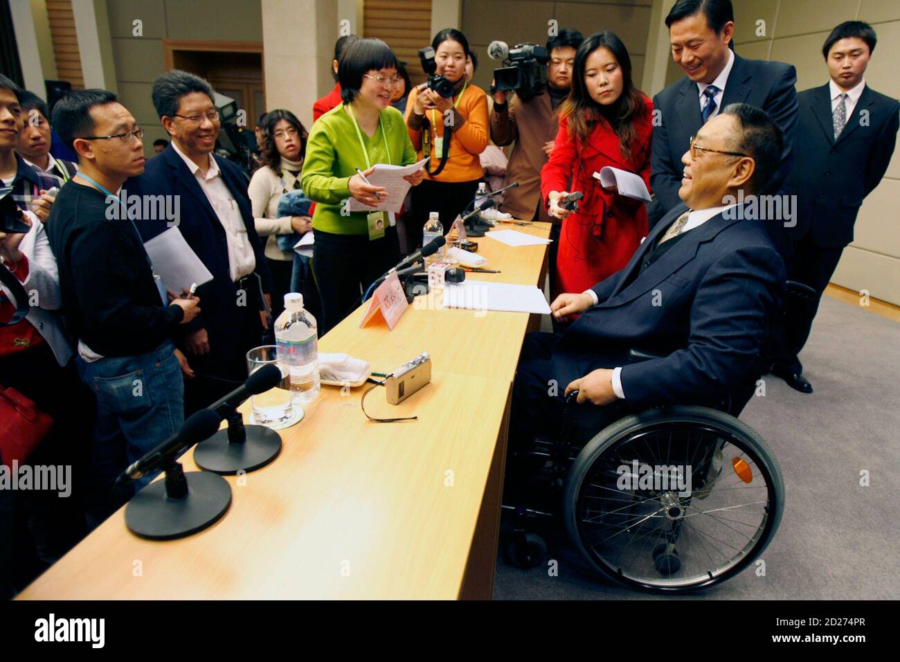 Chinese leader deng xiaoping hi-res stock photography and images - Alamy