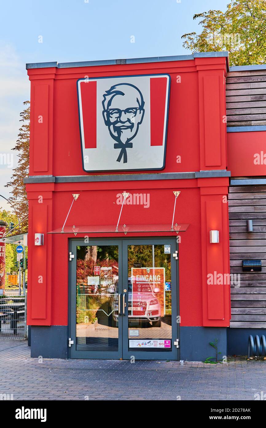 Kfc Advertising High Resolution Stock Photography and Images - Alamy