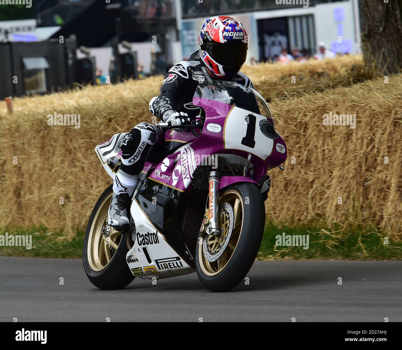 Casey Stoner, Honda RC30, Classic racing motorcycles, Goodwood Festival ...