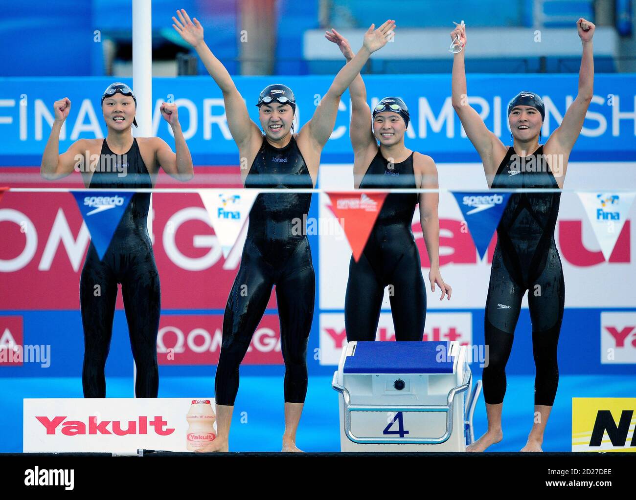 Womens swimming team hi-res stock photography and images - Alamy
