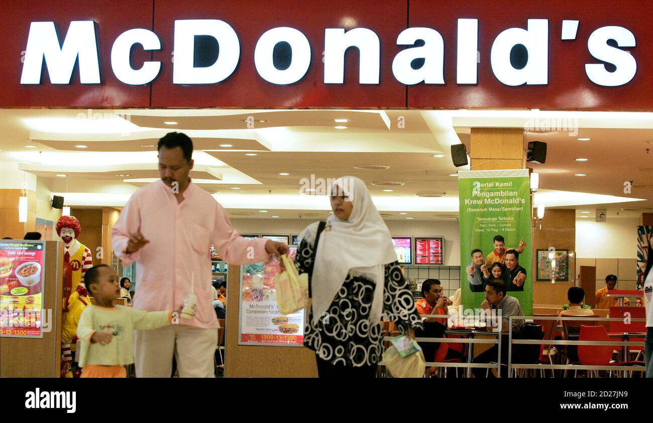 Malaysia food chain High Resolution Stock Photography and Images - Alamy