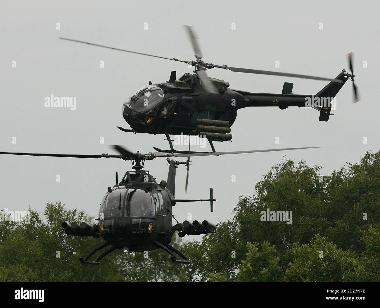 Anti tank helicopters hi-res stock photography and images - Alamy