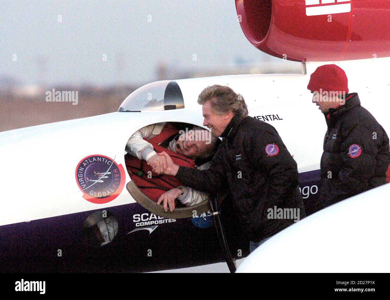 Steve fossett and balloon hi-res stock photography and images - Alamy