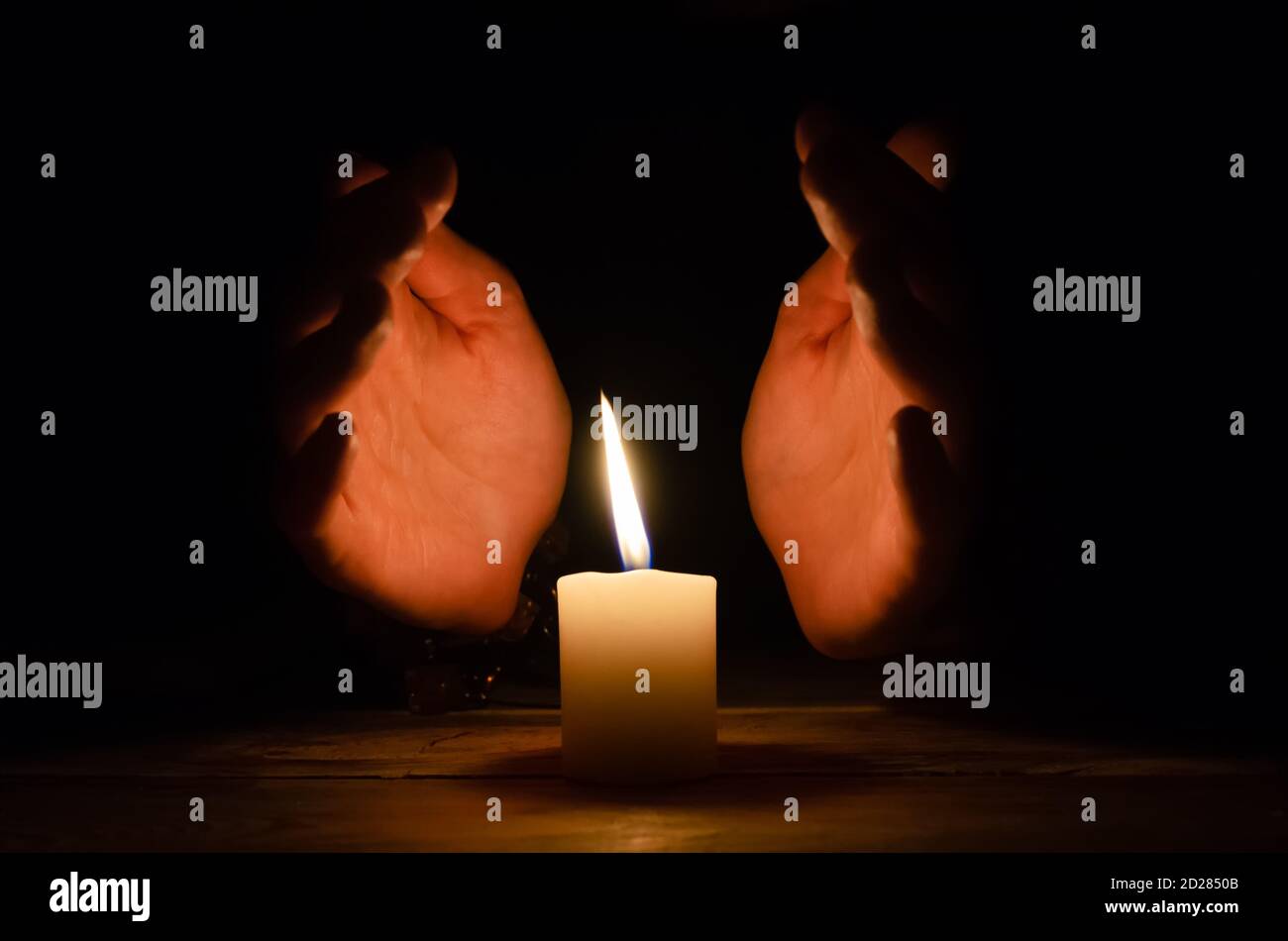 Hand wrapped around finger hi-res stock photography and images - Alamy