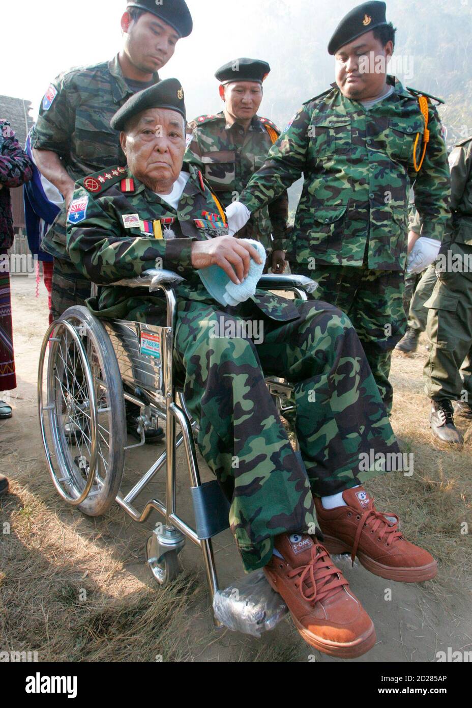 Myanmar bo mya hi-res stock photography and images - Alamy