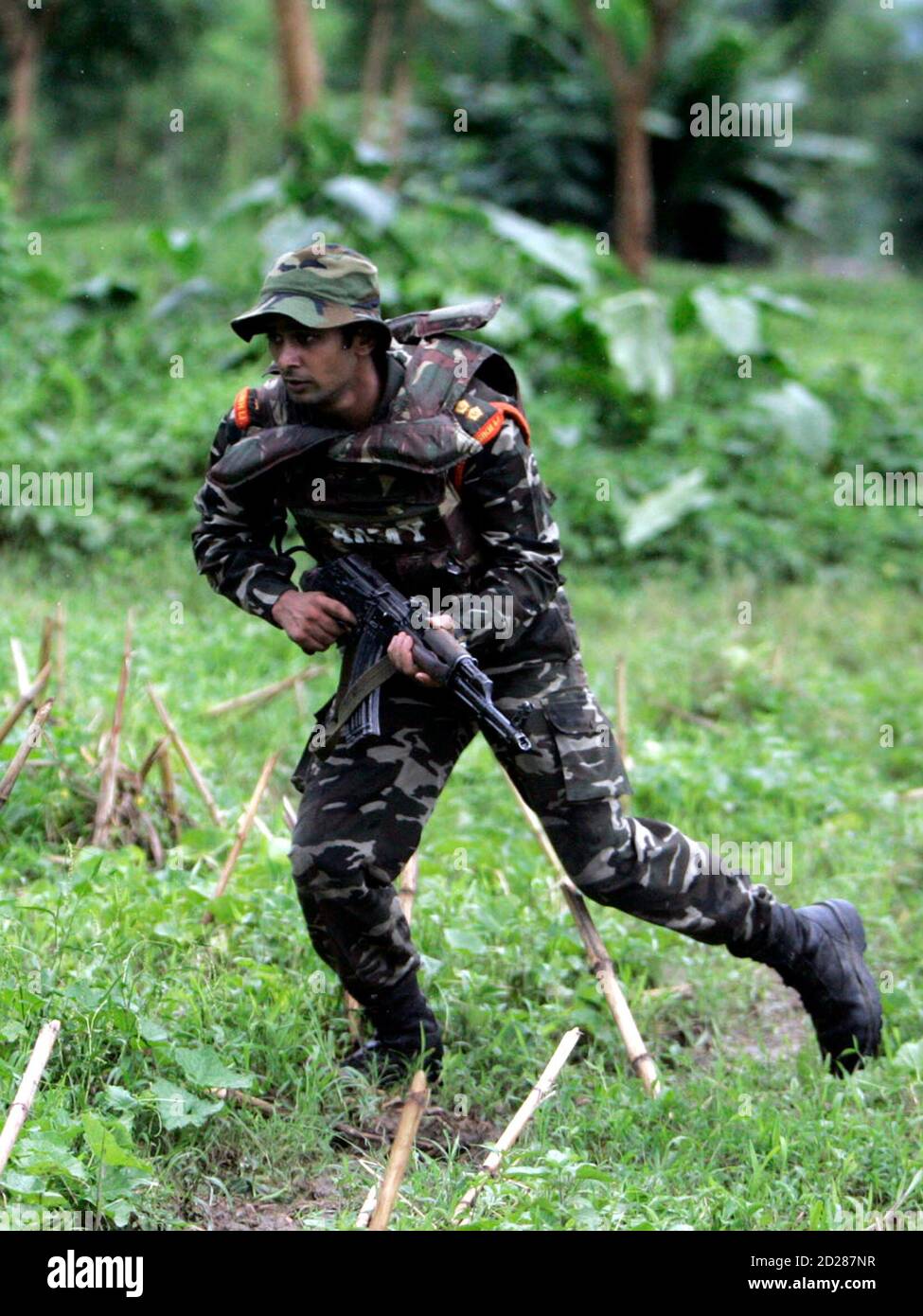 Indian army action hi-res stock photography and images - Alamy