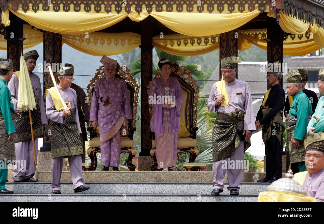 Seri menanti hi-res stock photography and images - Alamy