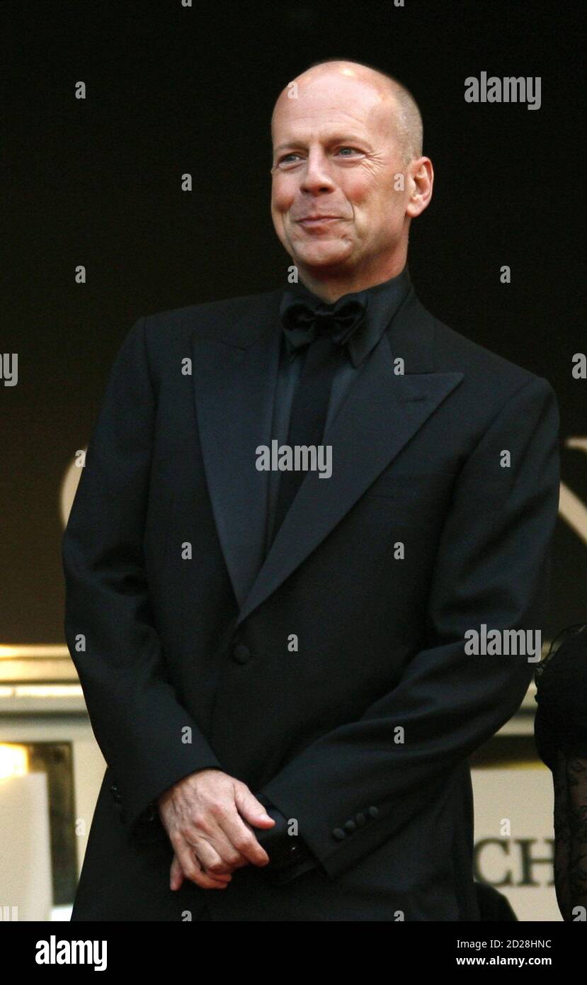 Showbiz willis hi-res stock photography and images - Alamy