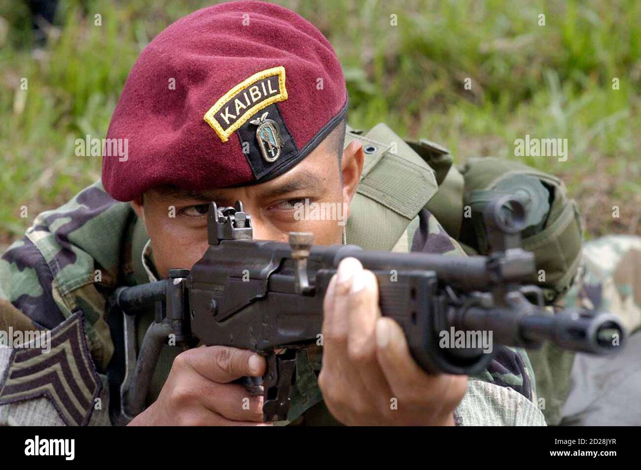 Galil assault rifle hi-res stock photography and images - Alamy