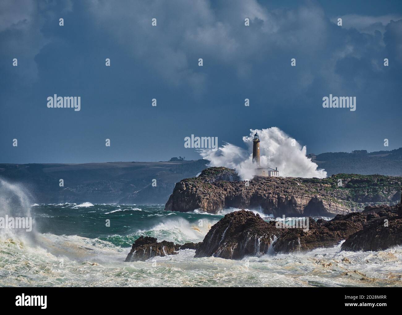 Tempest storm hi-res stock photography and images - Alamy