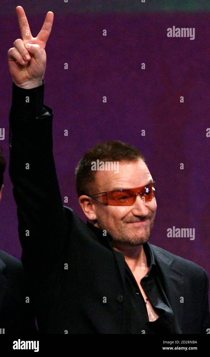 U2 bono young hi-res stock photography and images - Alamy
