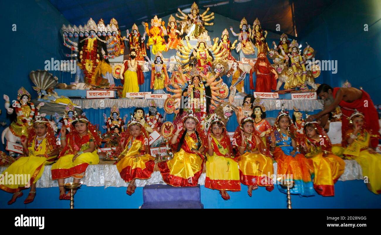 Kumari puja india hi-res stock photography and images - Alamy