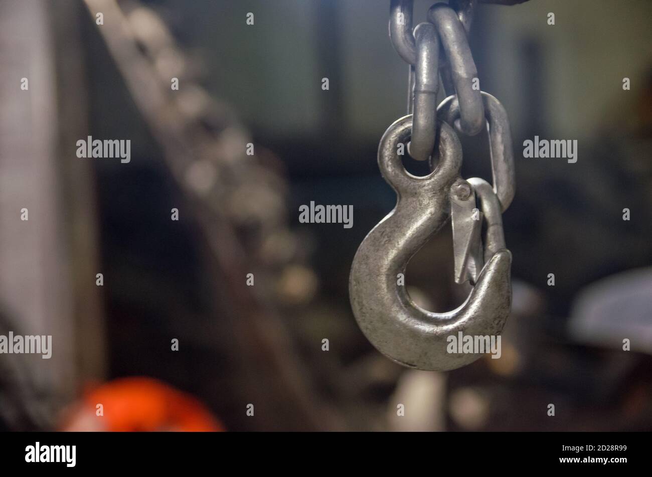 Steel hook and chain Stock Photo - Alamy