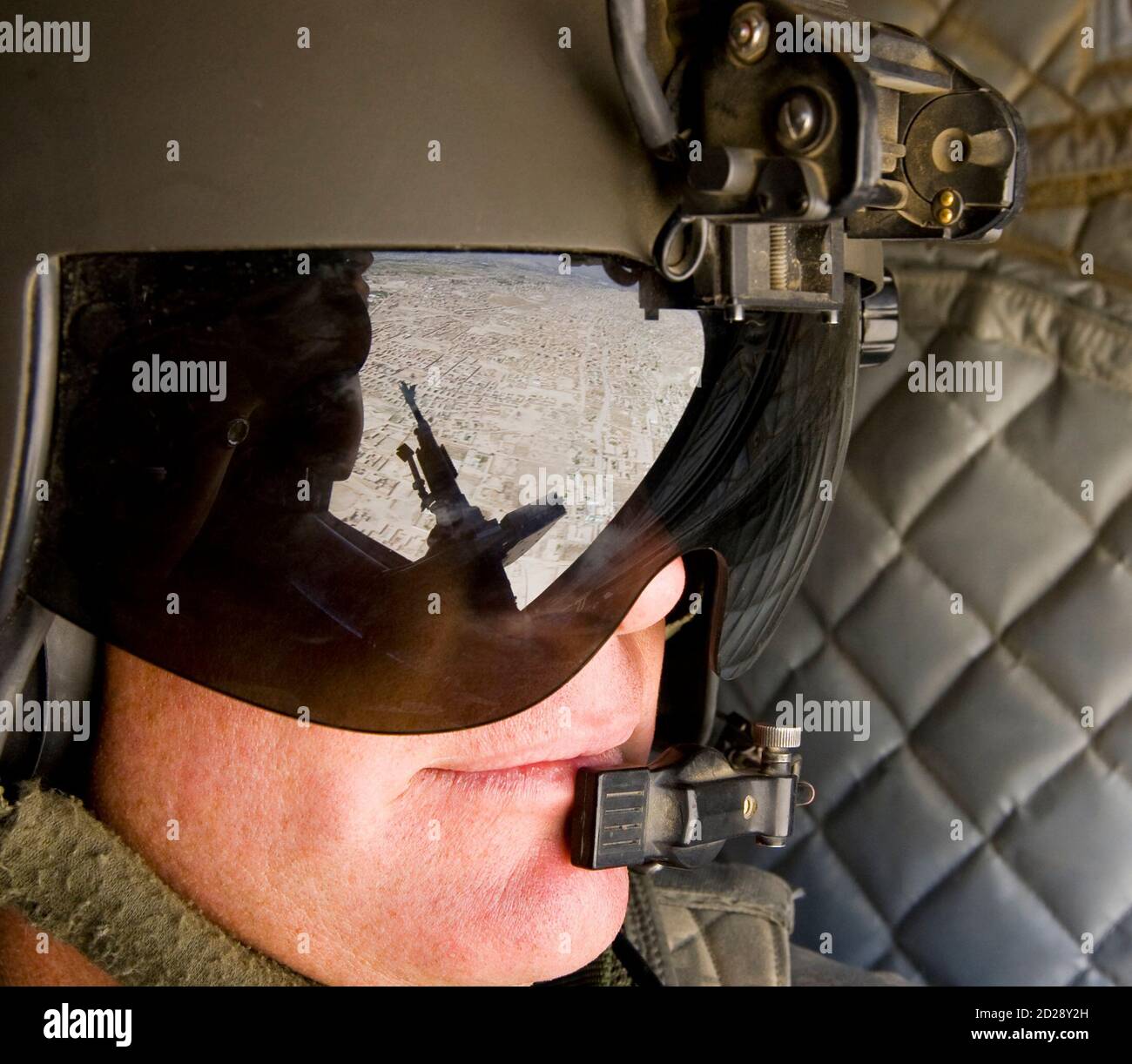 Chinook helicopter kabul hi-res stock photography and images - Alamy