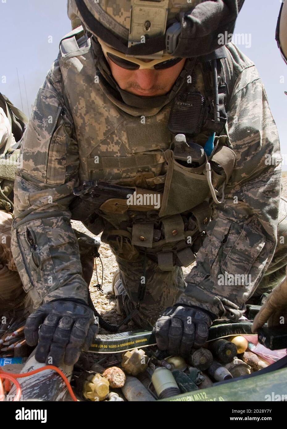 Air force eod hi-res stock photography and images - Alamy