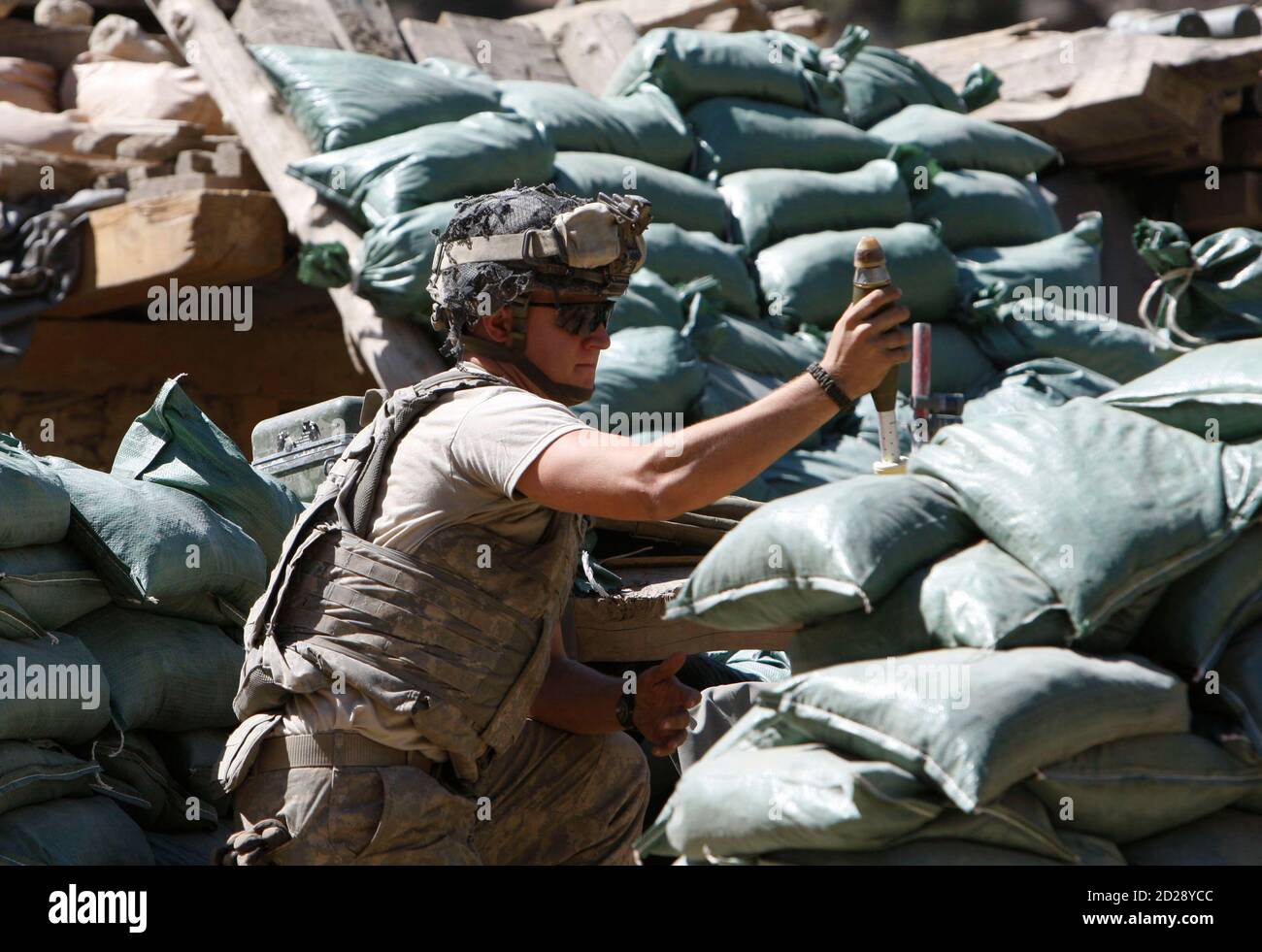 1 32 infantry hi-res stock photography and images - Alamy