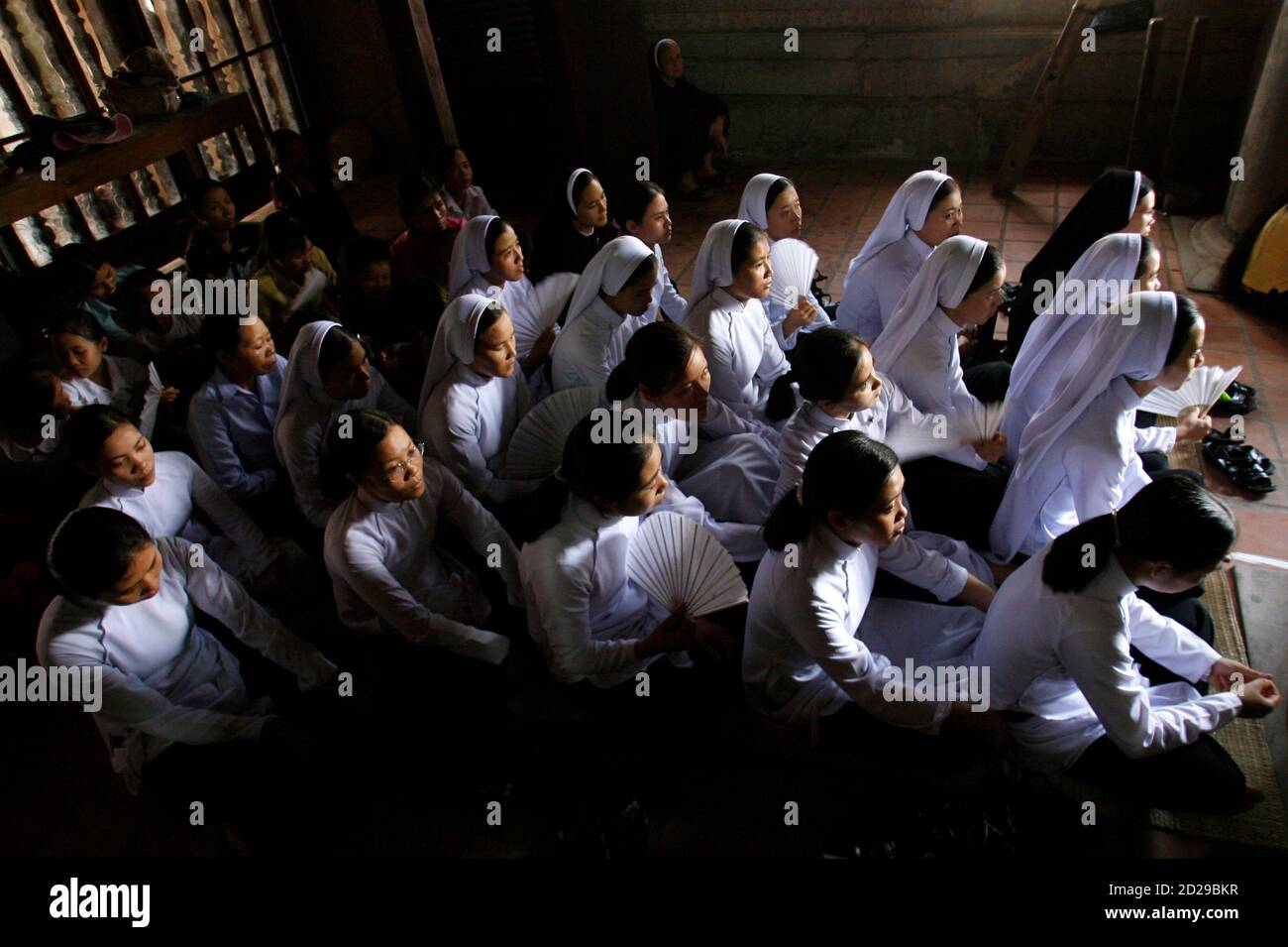 Vietnamese catholics hi-res stock photography and images - Alamy
